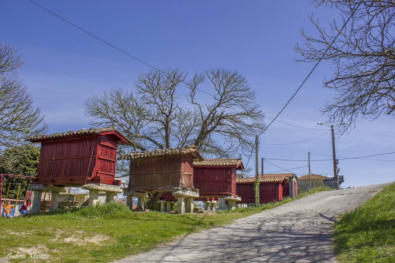 Hórreos de Zorelle | GALICIA MÁXICA
